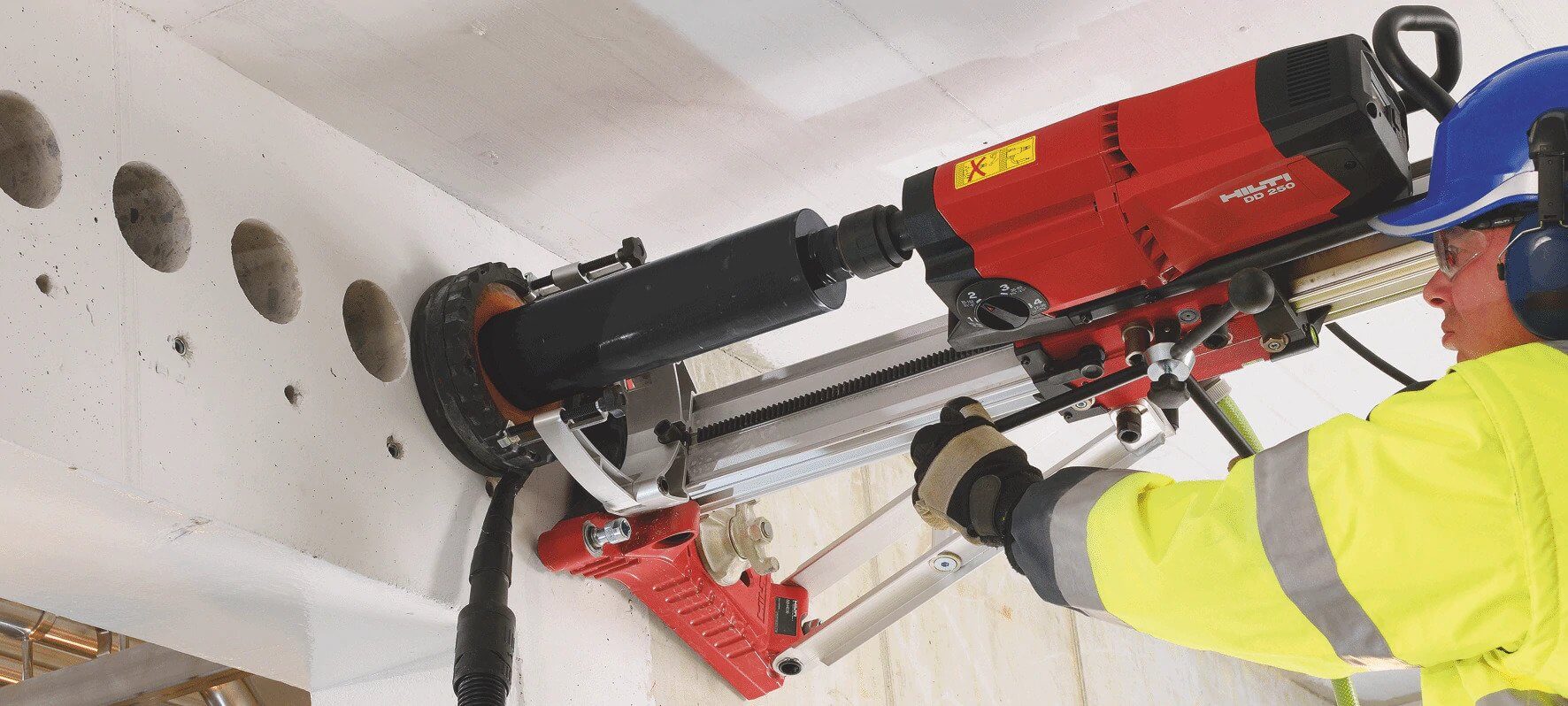 Démolition intérieure - déconstruction robotisée - Sciage et carottage